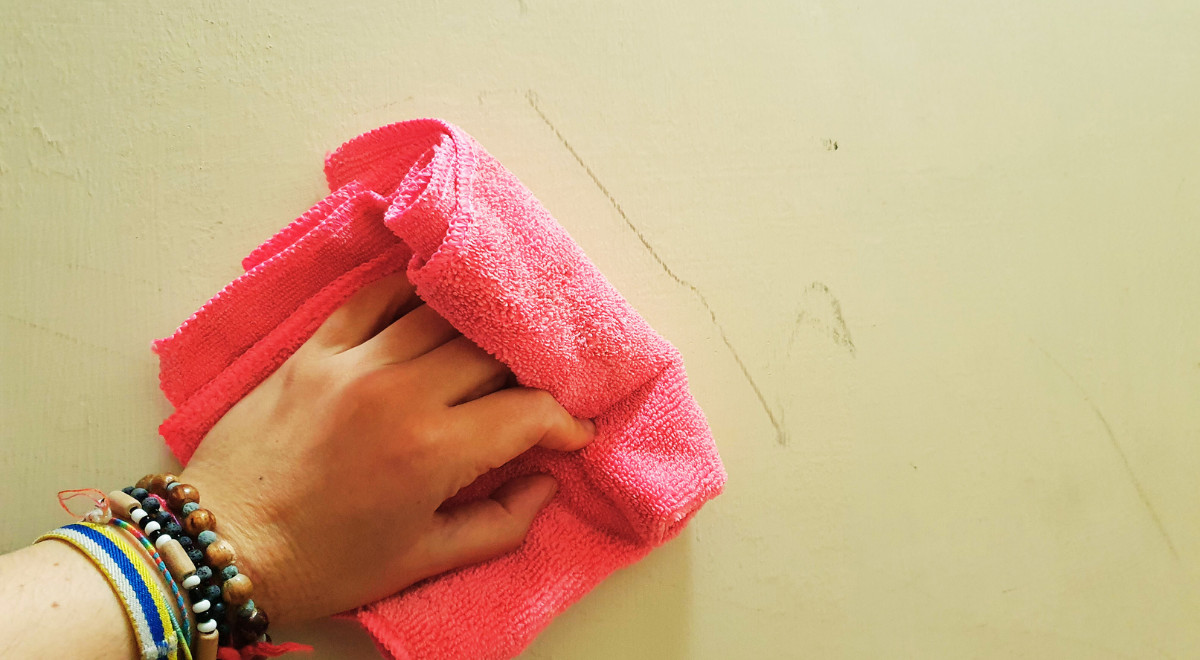Remove marks and stains from your walls in 1 minute and without ...
