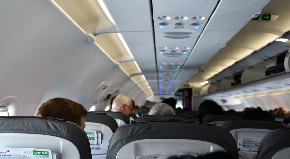 Enligt en expert är det inte alltid så bra att sova under en flygresa ...